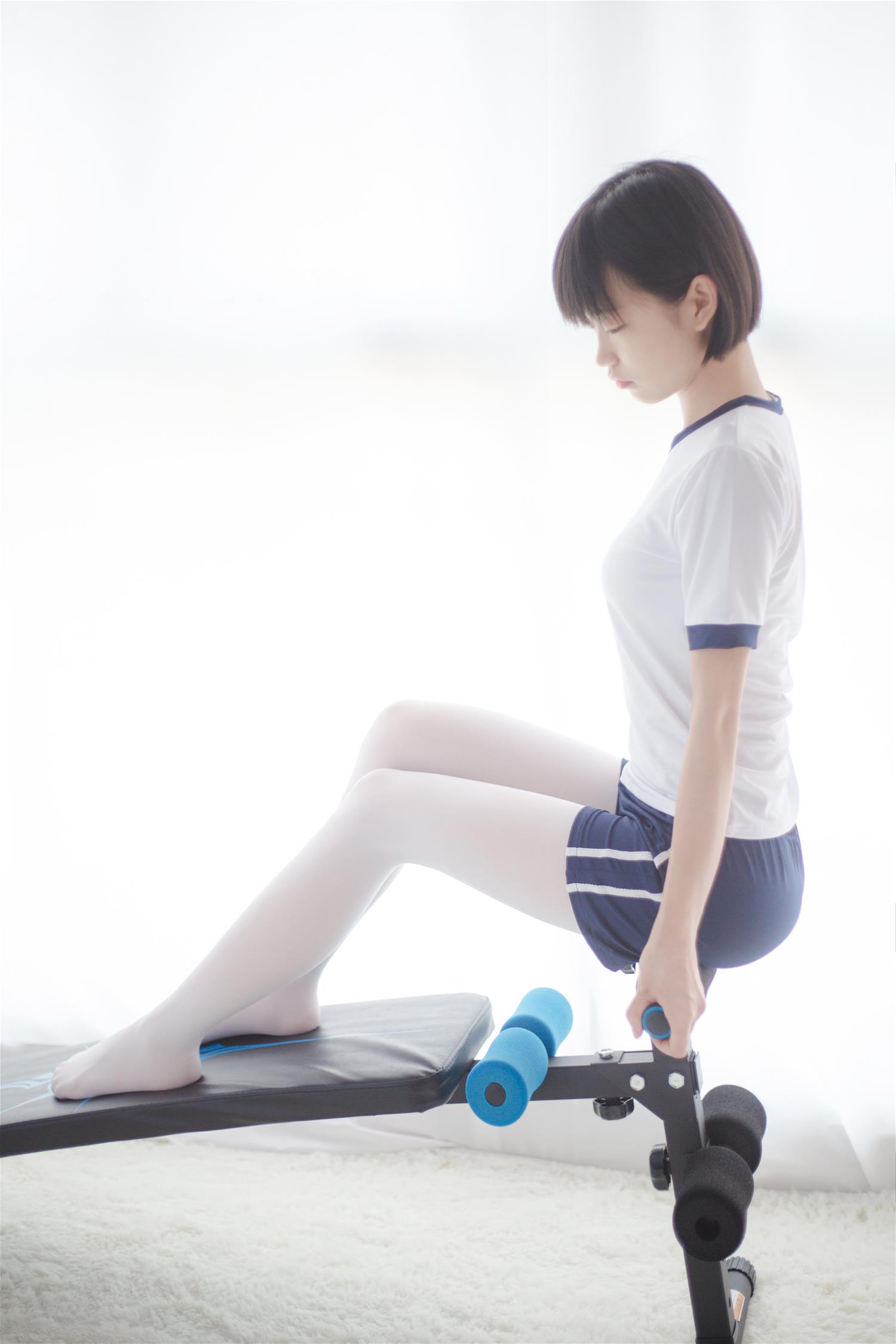 少女秩序 VOL.002 运动白丝少女 [40P-272MB] – 热力图