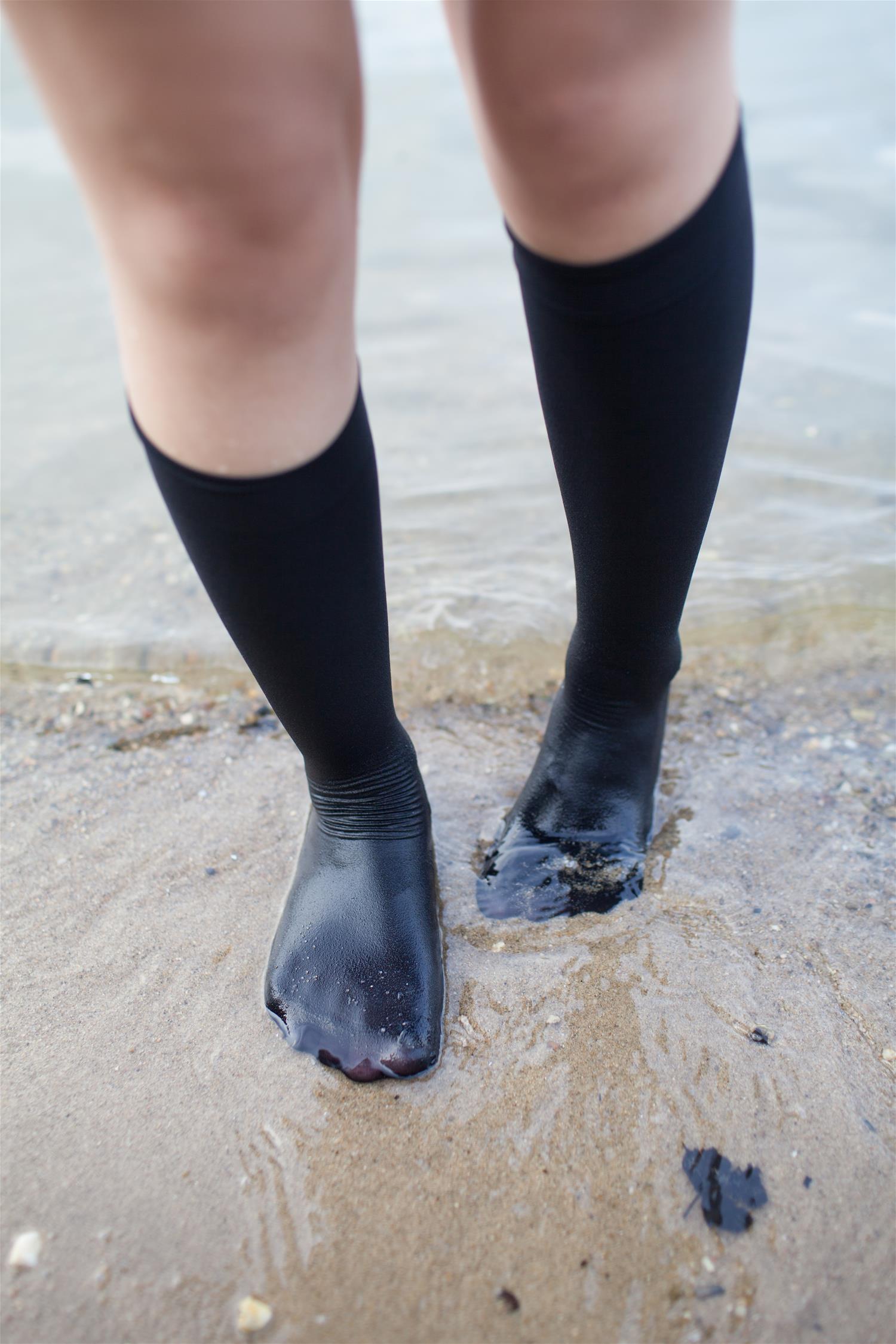 少女秩序 群内福利01 [12P-94MB] – 热力图