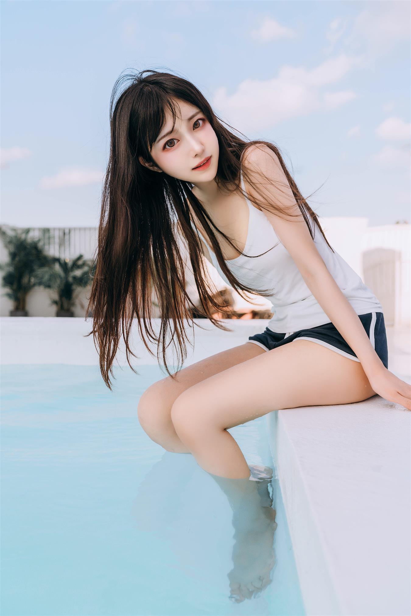 Shika小鹿鹿 夏合集 [15P-105MB] – 热力图