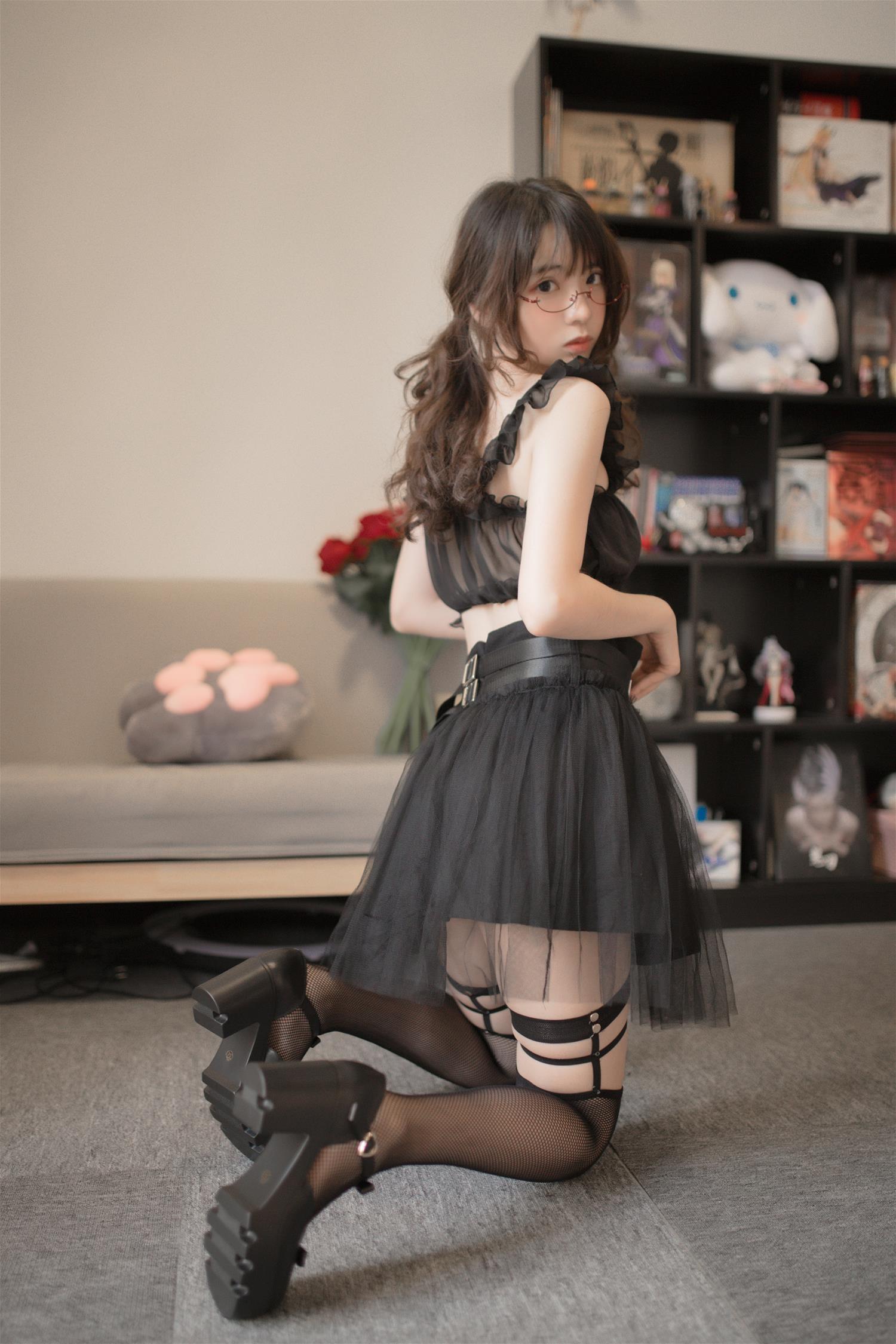 疯猫ss NO.086 黑内衣 [13P-178MB] – 热力图