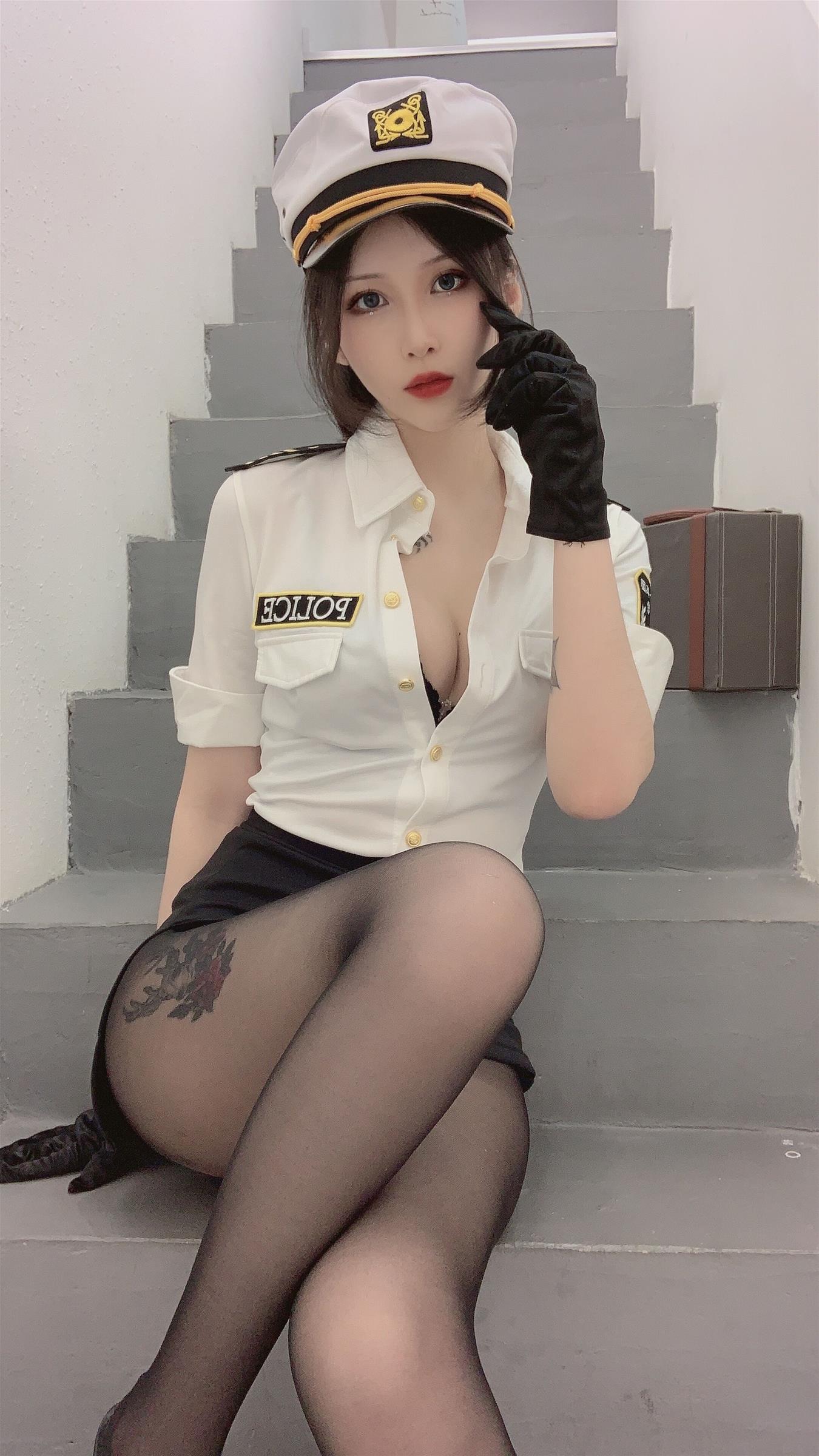 Vams子 女警 [47P-50MB] – 热力图