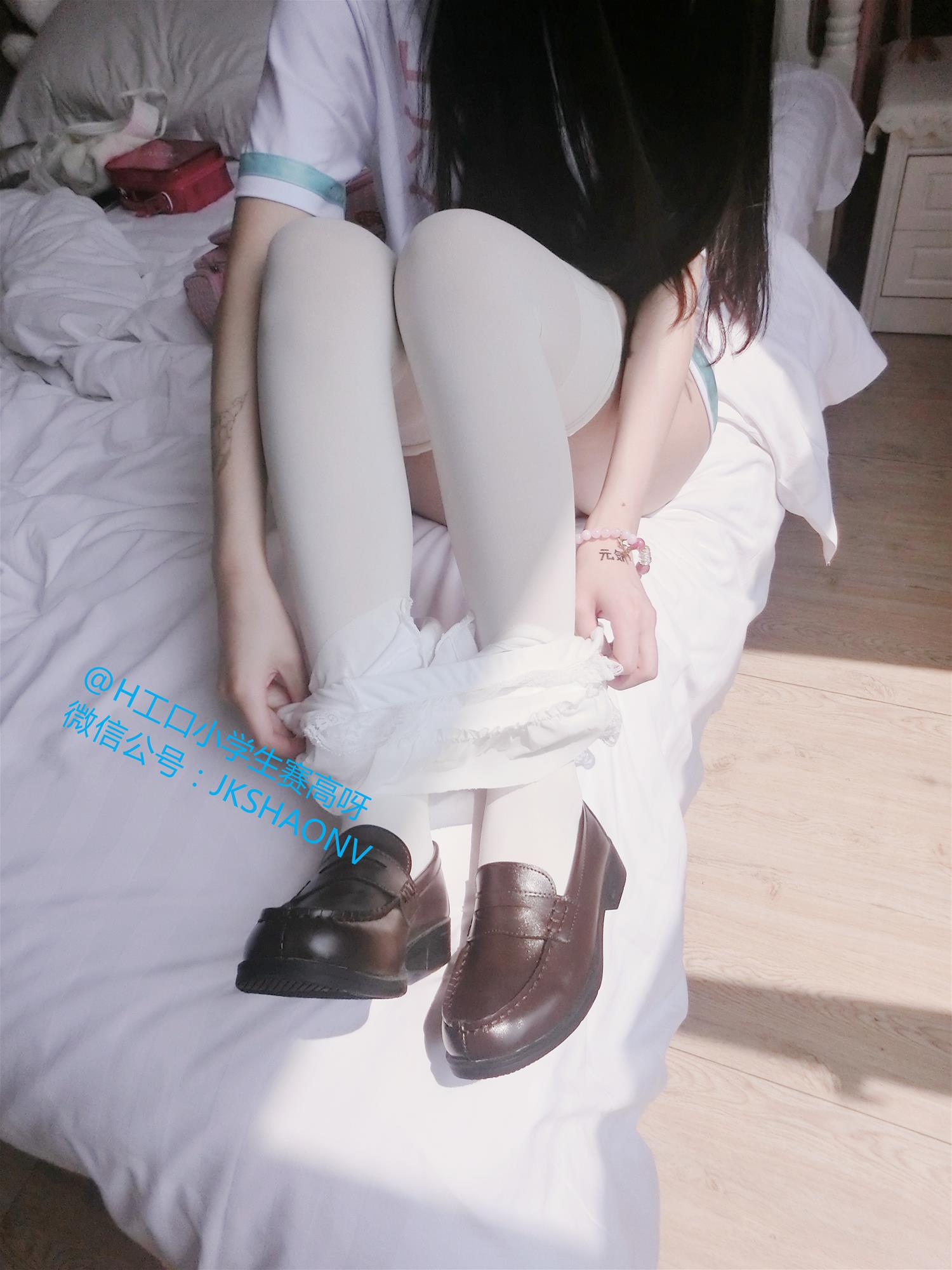 小学生赛高 和泉纱雾T恤cos [33P3V-38MB] – 热力图