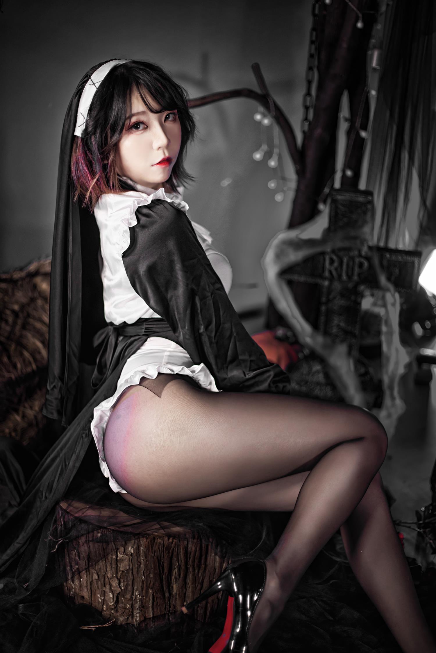 Leah梓未 堕落修女 [30P-354MB] – 热力图