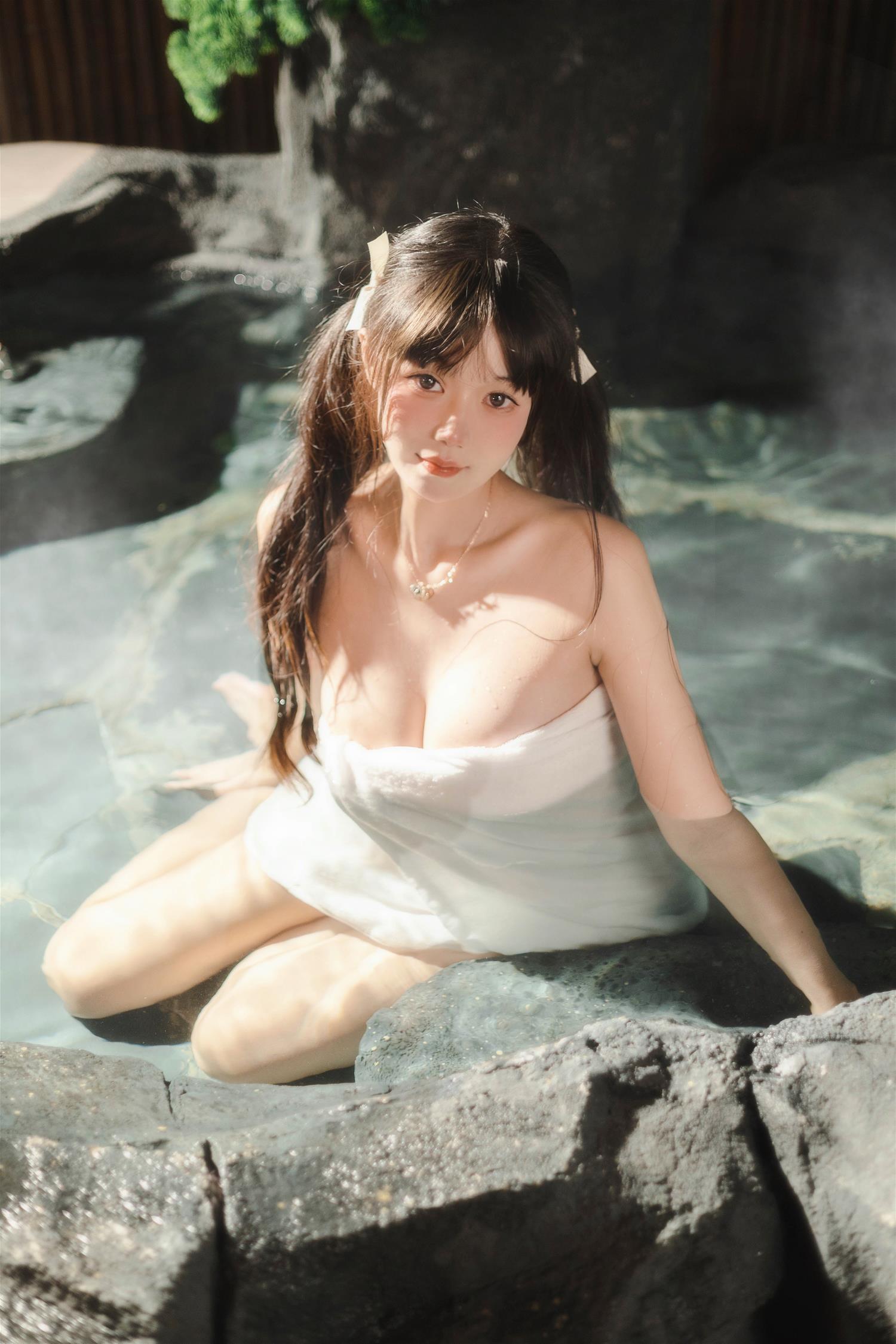 灵罗娃娃 温泉 [31P-346MB] – 热力图