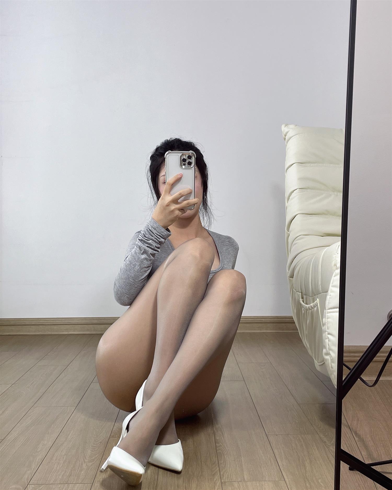 抖娘-利世 牛仔裤 [51P-209MB] – 热力图