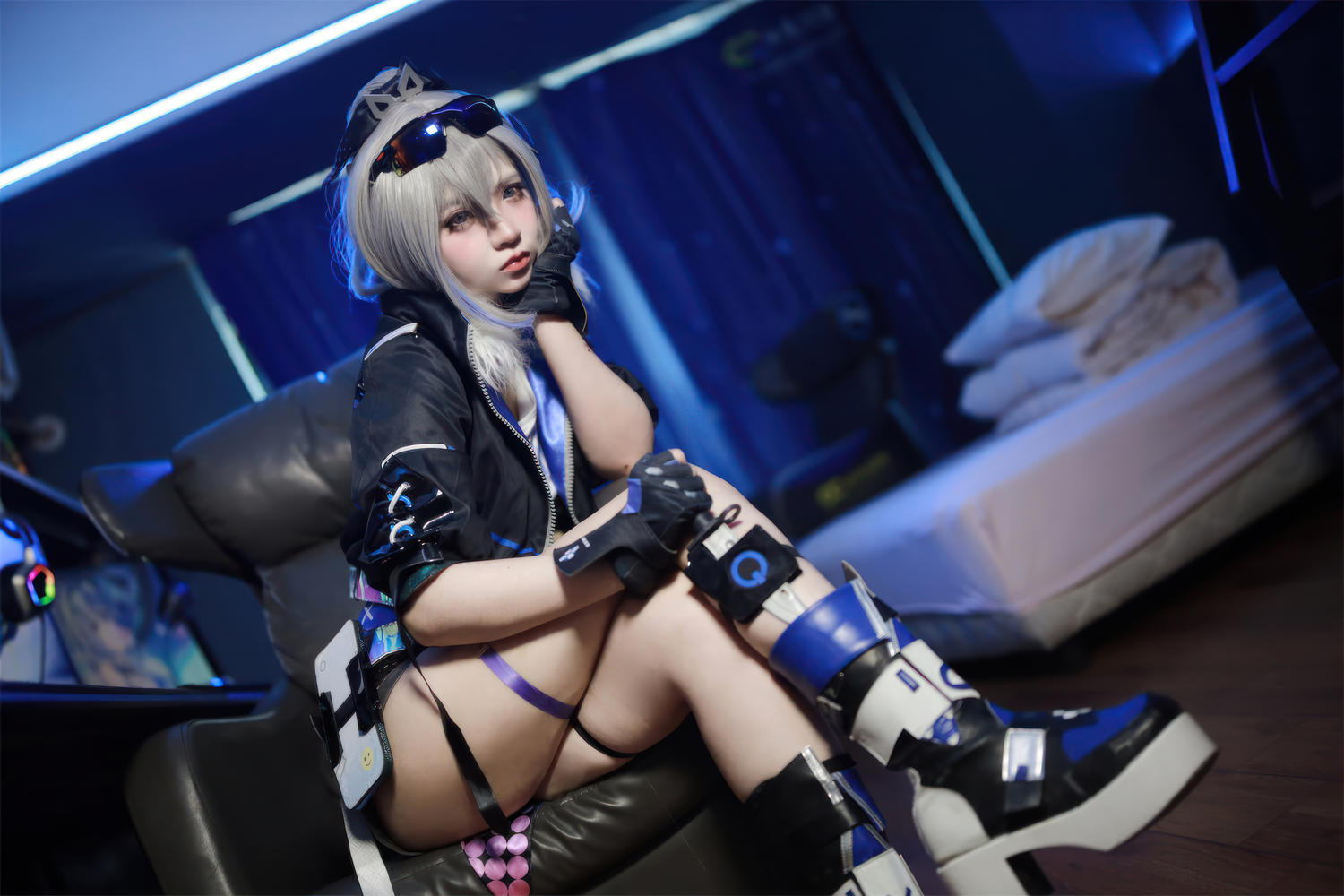 疯猫ss 少女衣橱 银狼 [37P-311MB] – 热力图