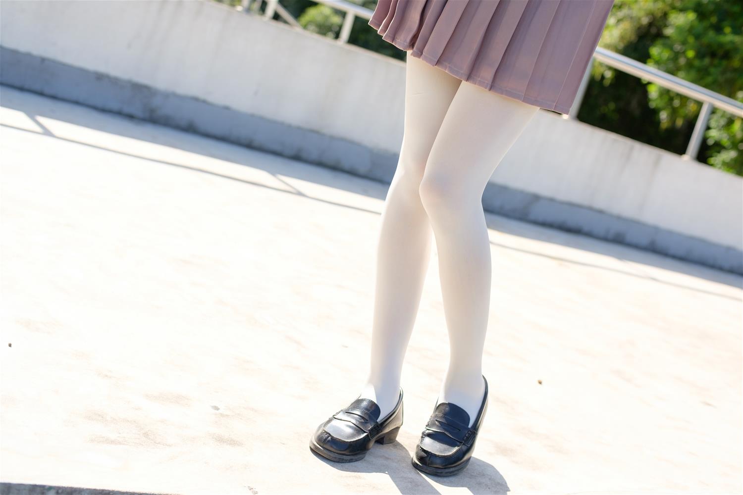 森萝财团 R15-030 操场上的白丝 [67P-416MB] – 热力图