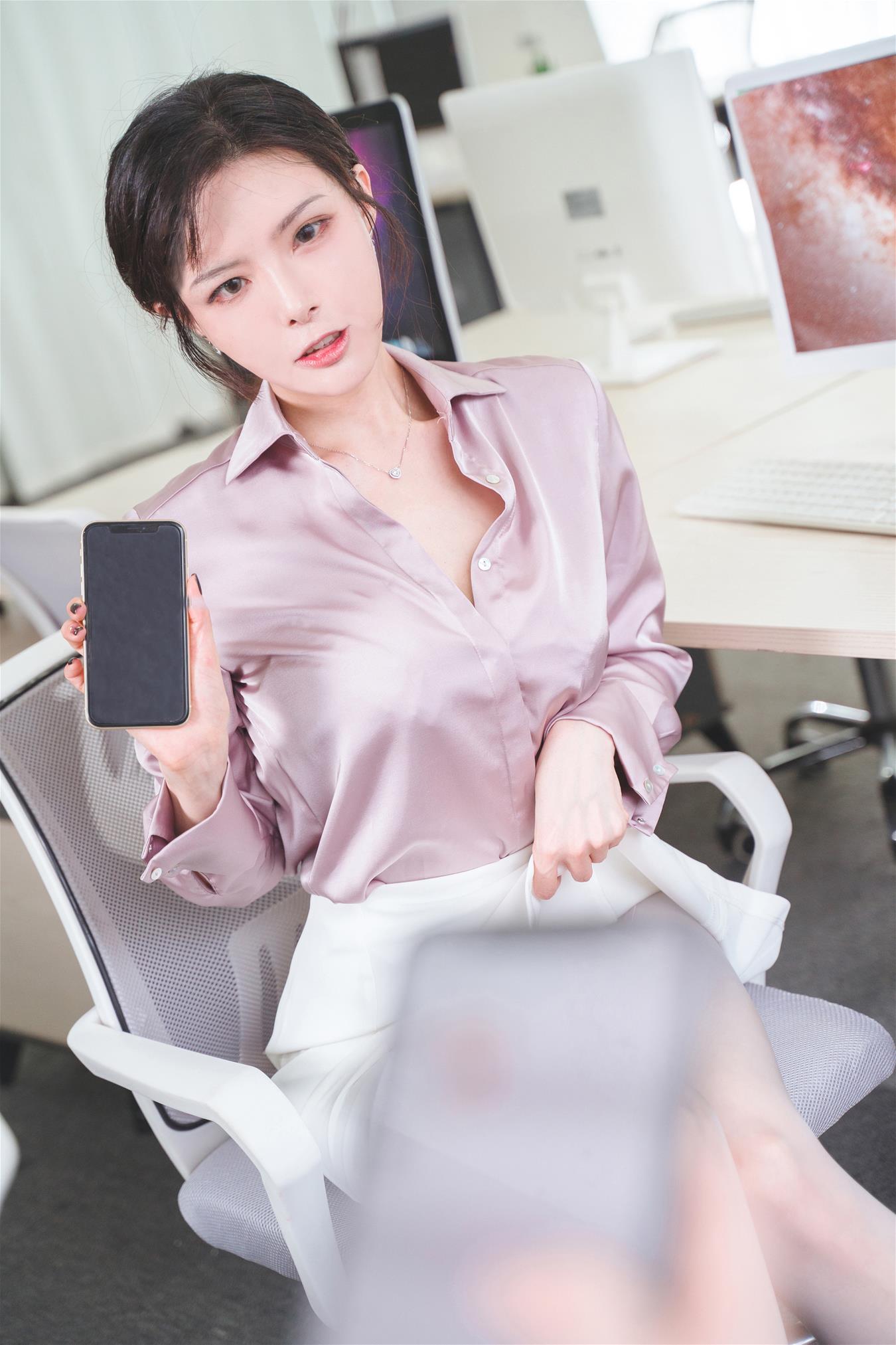 秋和柯基 热情的后辈酱 [40P-462MB] – 热力图